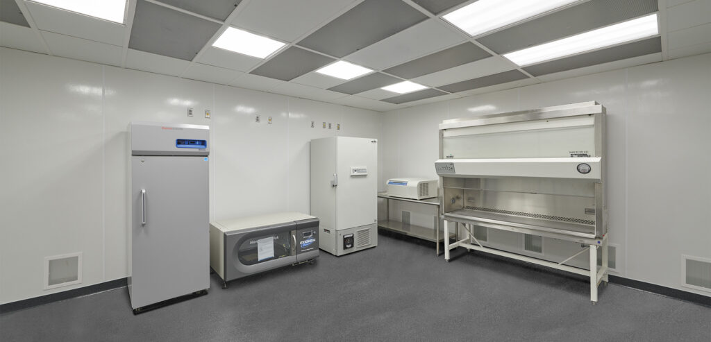 Charles River Lab A-35 Cleanroom - IMC Construction